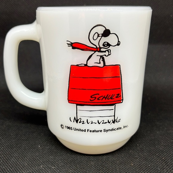 Fire King | Dining | Rare Collectible Fire King Red Baron Snoopy Mug ...